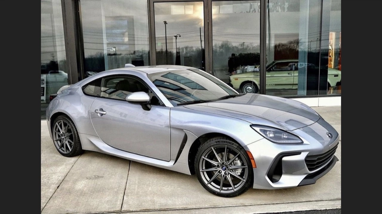 GR86 - A request for photos of Ice Silver | Toyota GR Forum for owners ...