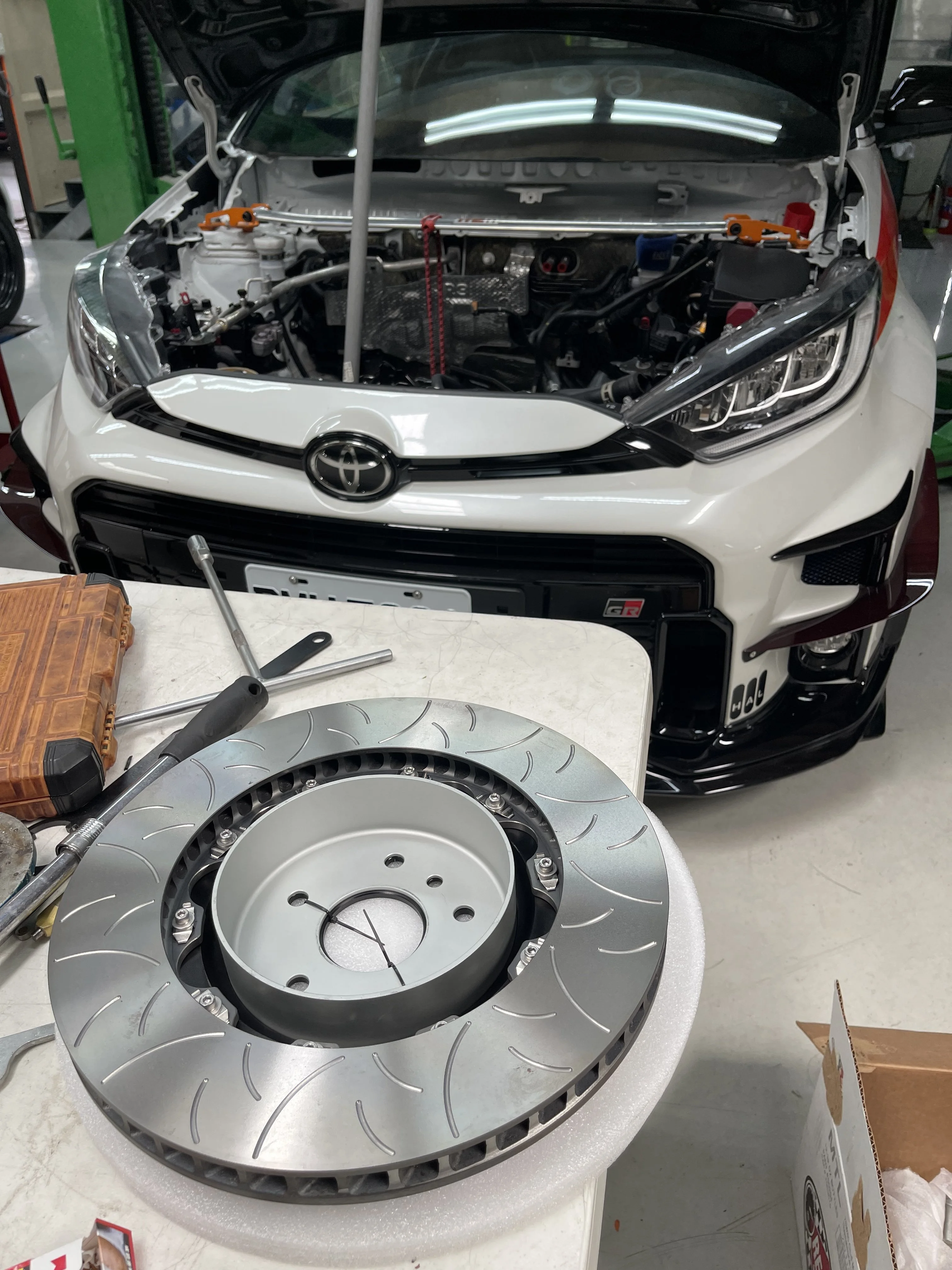 GR Yaris - Move Front caliper to rear with 356 x28mm rotor | Toyota GR ...