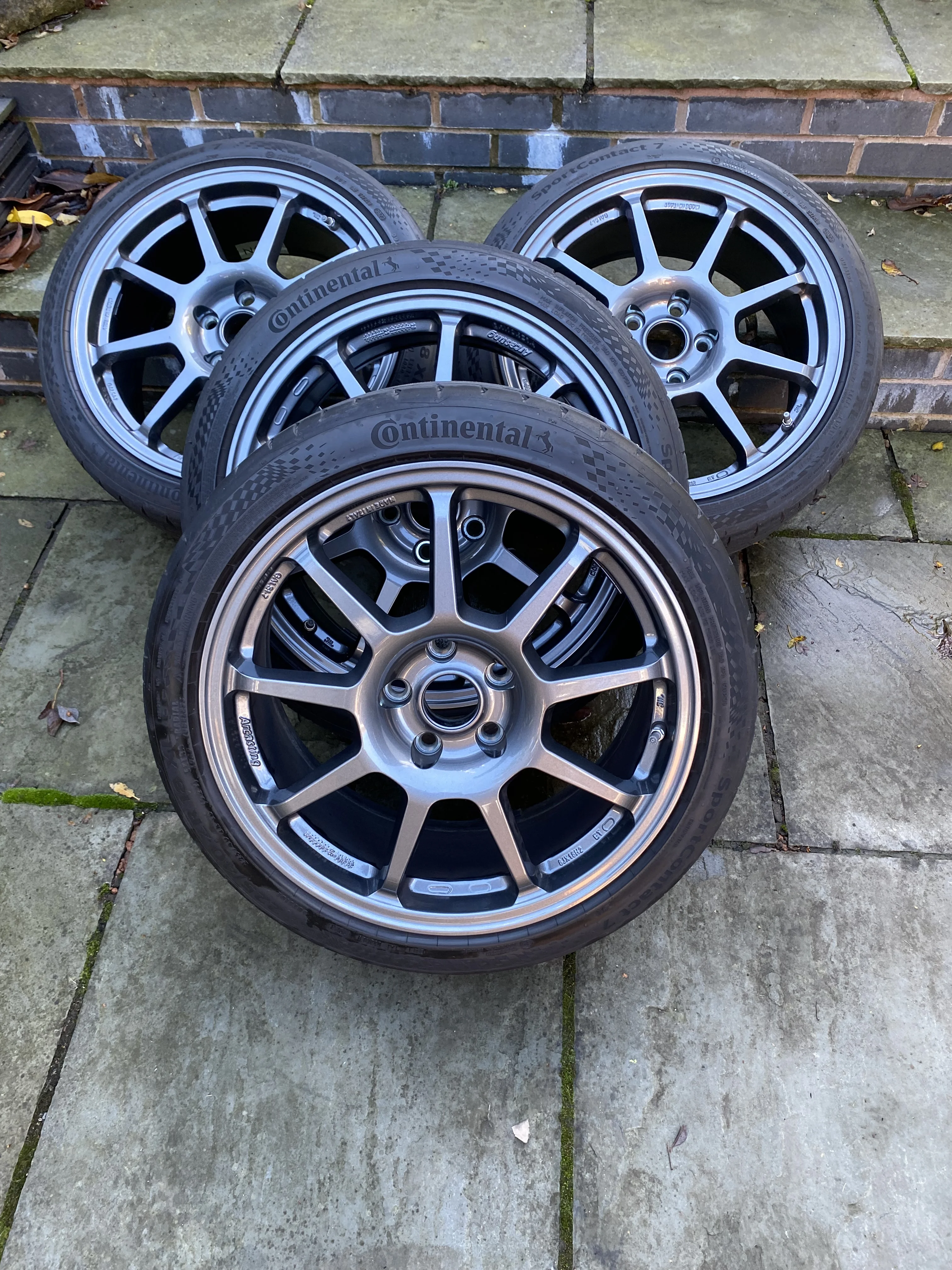 Sold - Evo Corse ZAR Anthracite alloy wheels and Continental sport ...