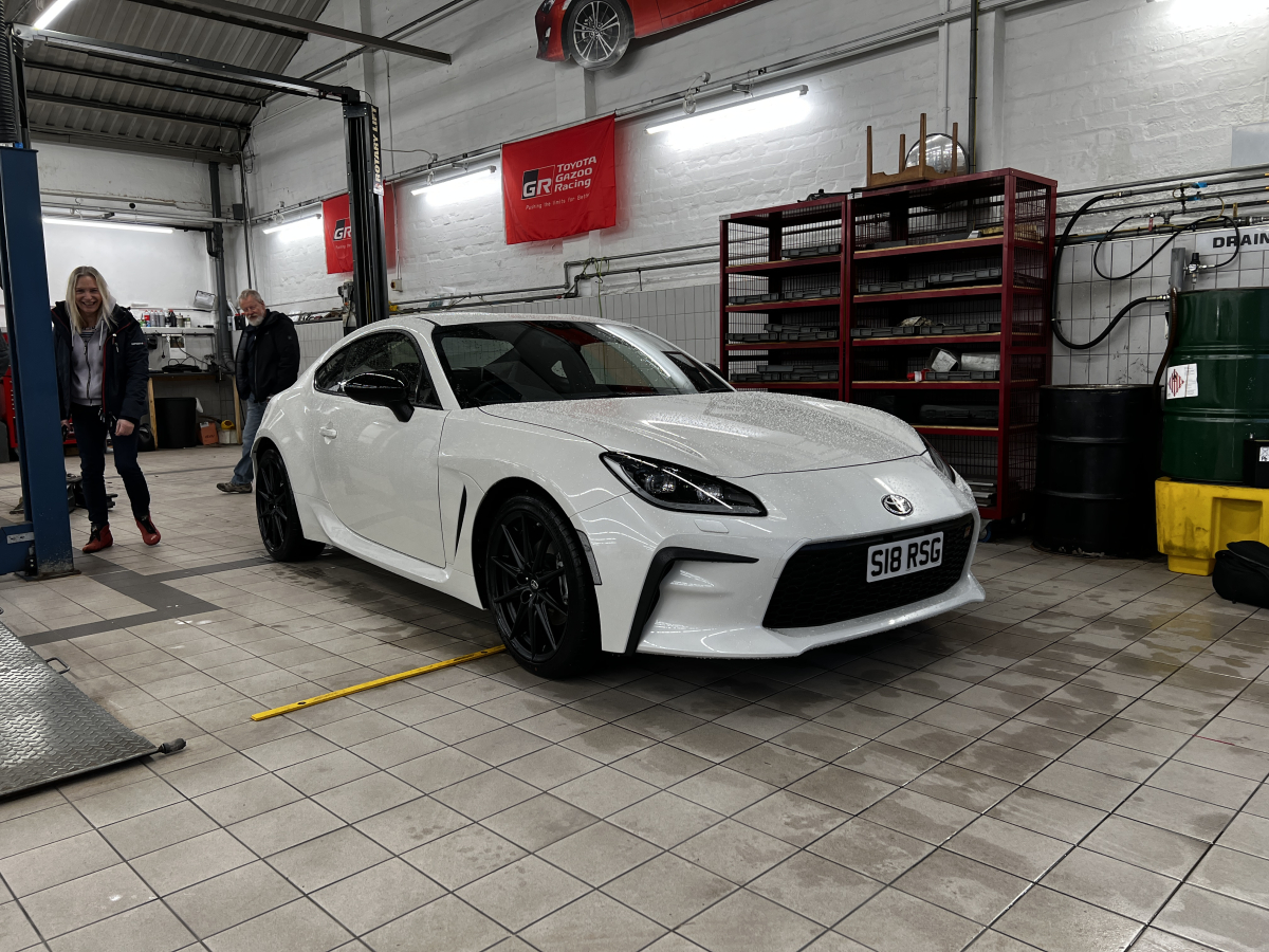 GR86 - S18 RSG - Halo White Manual | Toyota GR Forum for owners of GR ...