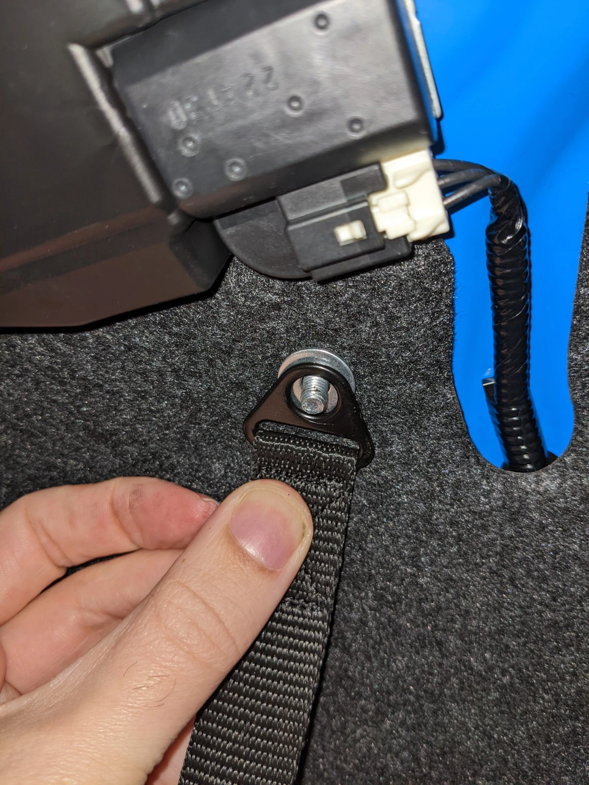 GR86 - Boot closing strap - saving dirty hands and paint marks. | Page ...